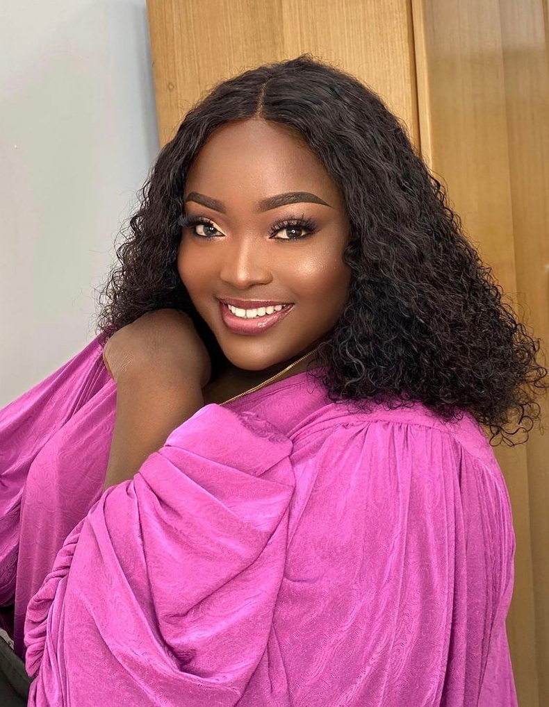 Gallery – Roselyn Ngissah